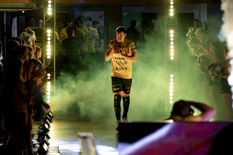 BOGDANKA LUK Lublin uległa Asseco Resovii Rzeszów w pięciosetowym starciu : Lublin112 ...